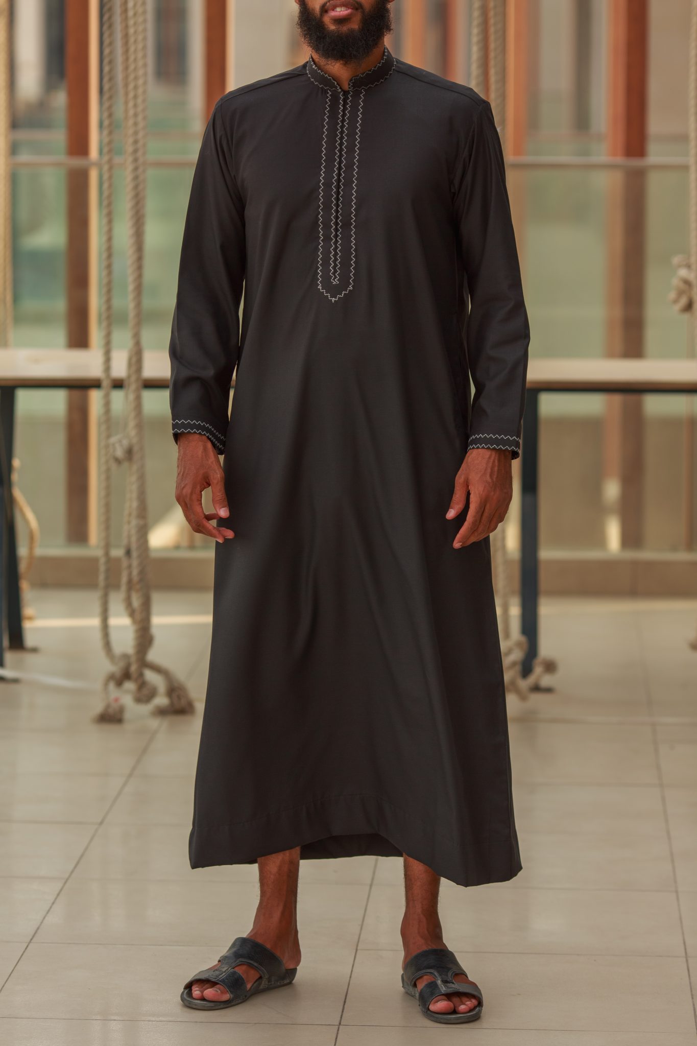 Black thobe - By Mens Thobes